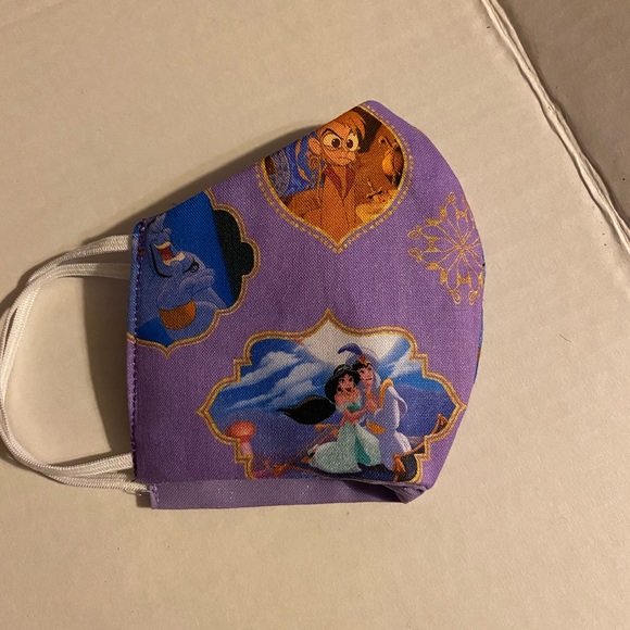 Kim's Closet Creations | Accessories | Disneys Aladdin Doublesided Face ...